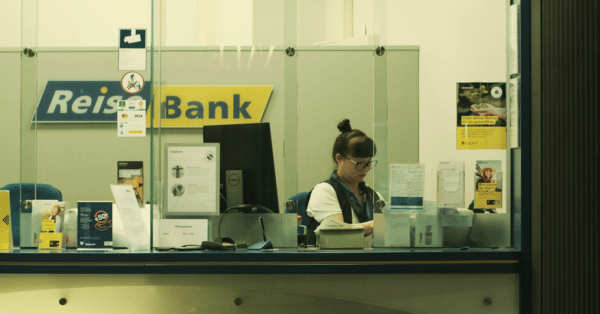 How AI-Based Video Surveillance Is Transforming Physical Security in Banks